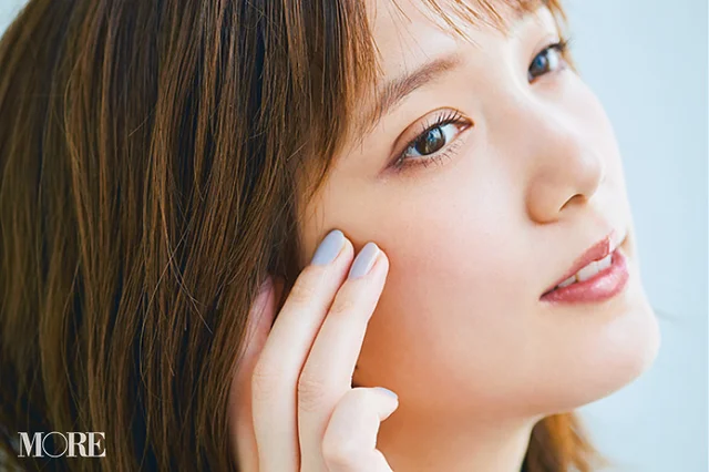 【本田翼のかわいい秘密】メイクとスキンケアを大公開！ 愛用リップや、眉やアイメイクのポイントは？ | ビューティ（コスメ・メイク・ヘア ...